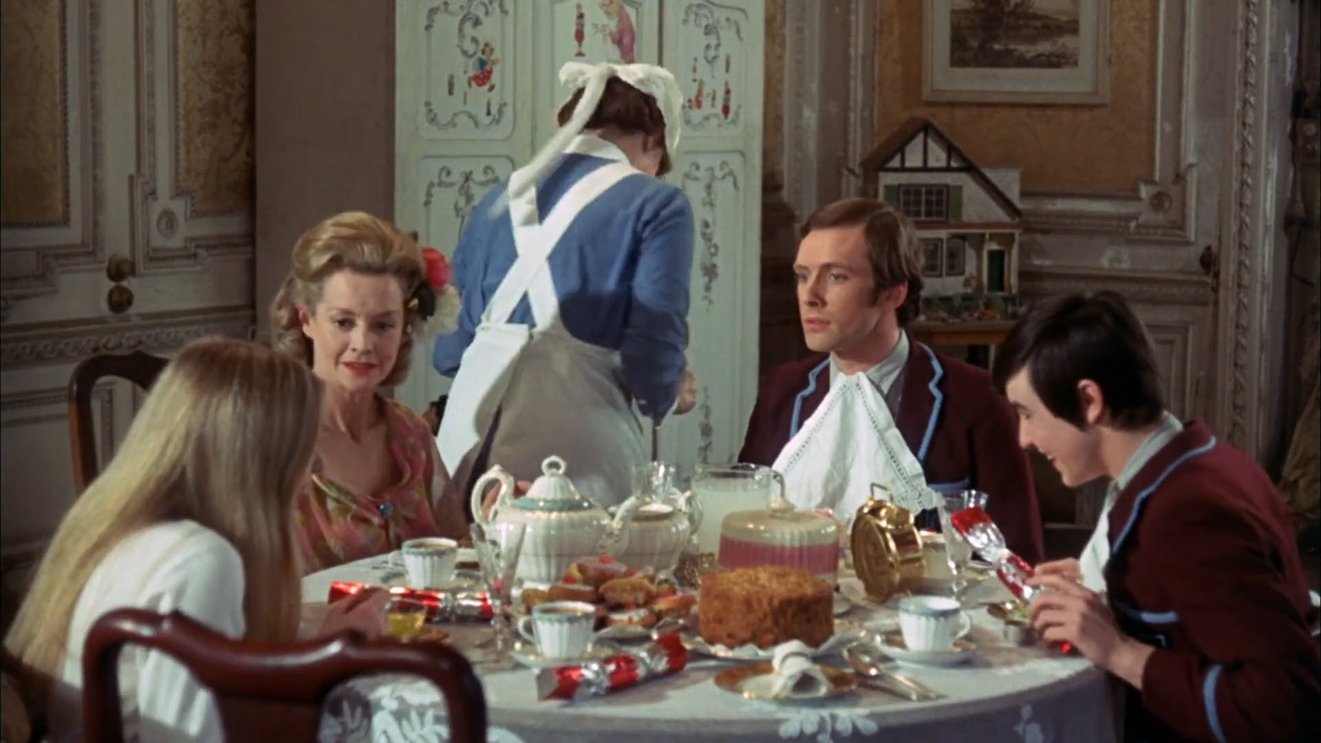 Girly (a.k.a Mumsy, Nanny, Sonny and Girly, 1970)